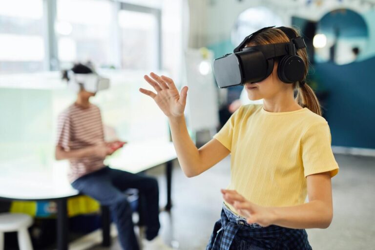 Top 5 Best Head Cameras - Wearable Technology Life