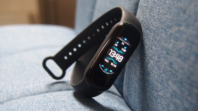 Top 5 Best Ankle Fitness Trackers - Wearable Technology Life