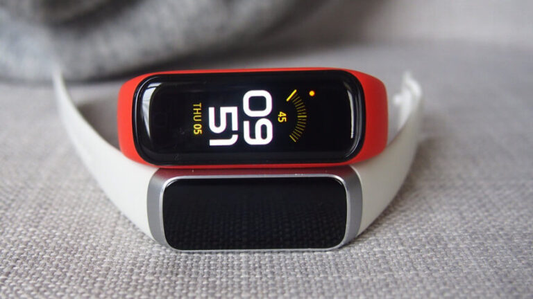 Top 5 Best Ankle Fitness Trackers - Wearable Technology Life