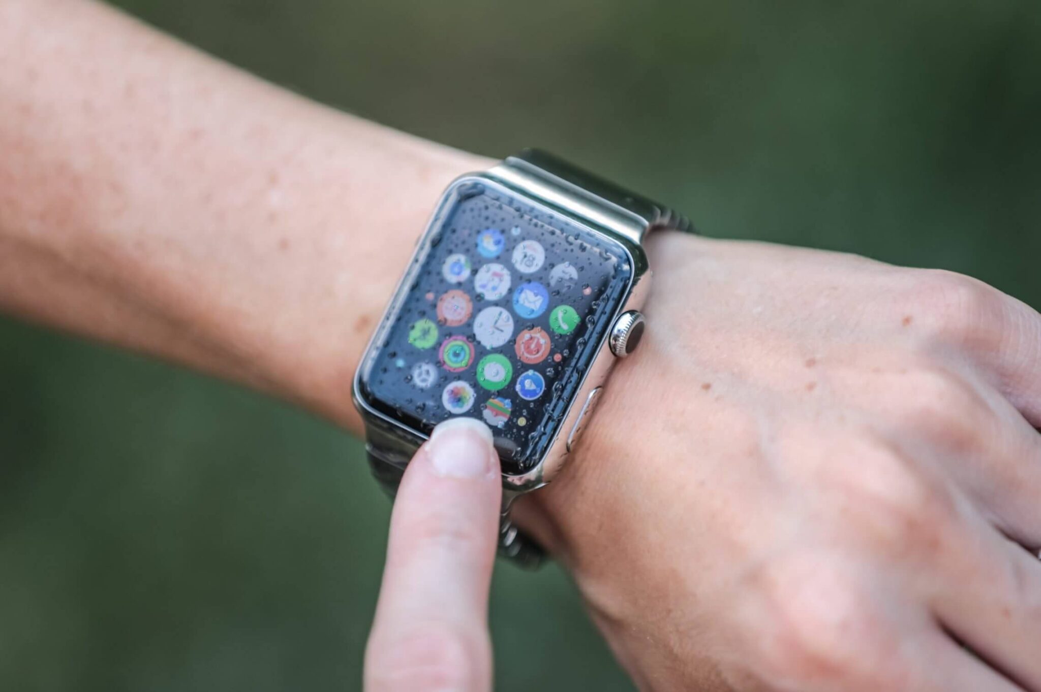 How to Waterproof Apple Watch - Wearable Technology Life