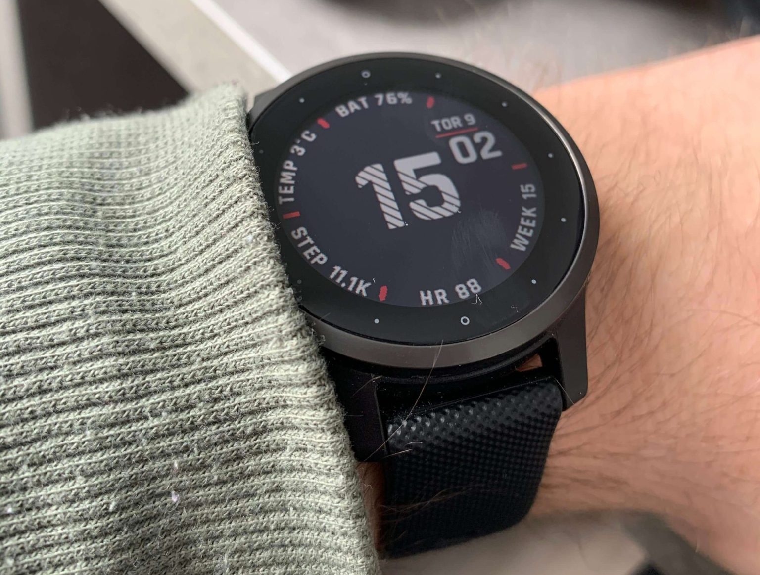 12 Best Garmin Watch Faces: For Vivoactive, Forerunner, Fenix, & Venu ...